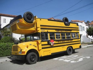 10 world's weirdest buses | Nuffy